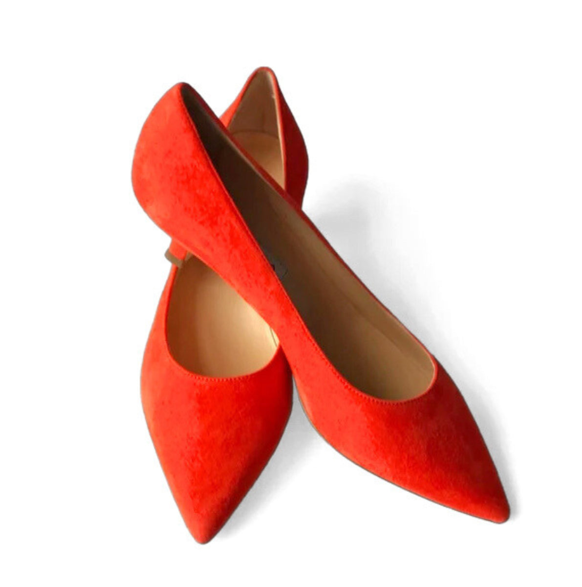 Coral Red Suede Kitten Heel Court Shoes | Mandarina Shoes